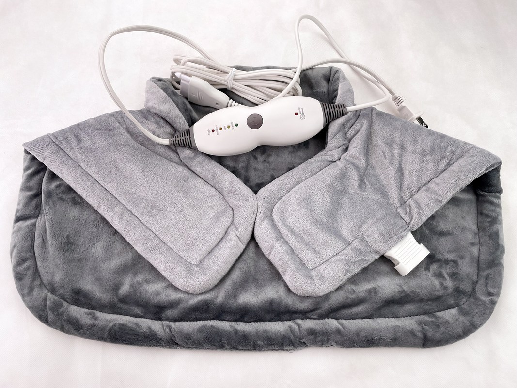 120V 60Hz 230V 50Hz Neck Heating Pad With New Patent Carbon Fiber ...